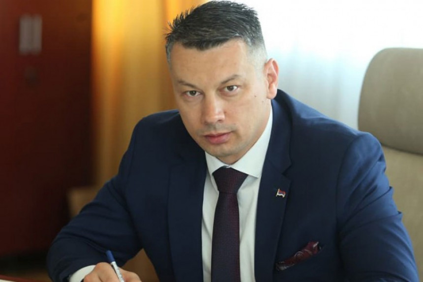 Nešić poručio: Pojedinci iz opozicije me napadaju jer se ne mogu ...